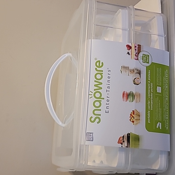 snapware | Kitchen | Snapware Enter Tainers Snap N Stack Portable Carriers | Poshmark